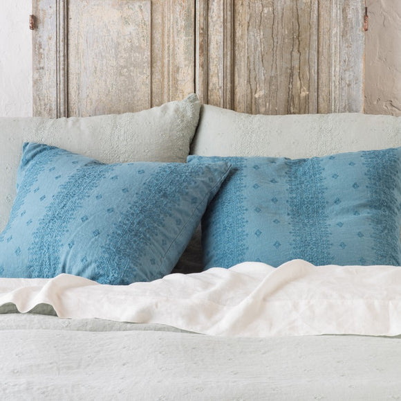 BELLA NOTTE LINENS Bedding & More - Yvonne Estelle's